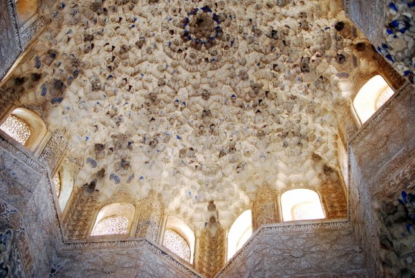 The Alhambra, Granada : A Perfect Day Trip from Malaga - Bruised Passports